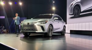 2023 Lexus RX Breaks Cover With Evolutionary Styling And A 367 HP ...
