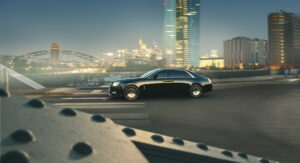 Brabus 700 Is A Rolls-Royce Ghost Bathed In Carbon Fiber With 691-HP ...