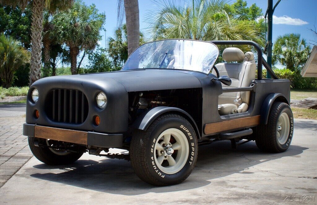 Raise Your Hand If You Want A Ford 7.5L V8-powered 1988 Jeep Wrangler ...