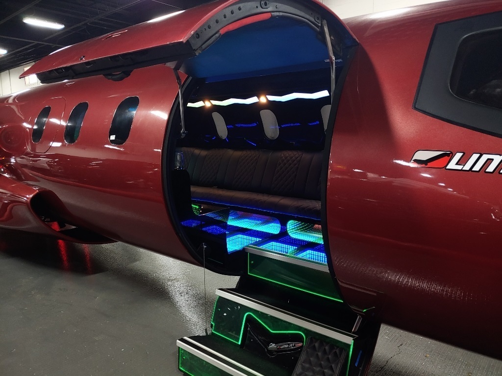 A Mitsubishi Car Dealer In Chicago Is Selling A $3.79M Limo Jet | Carscoops