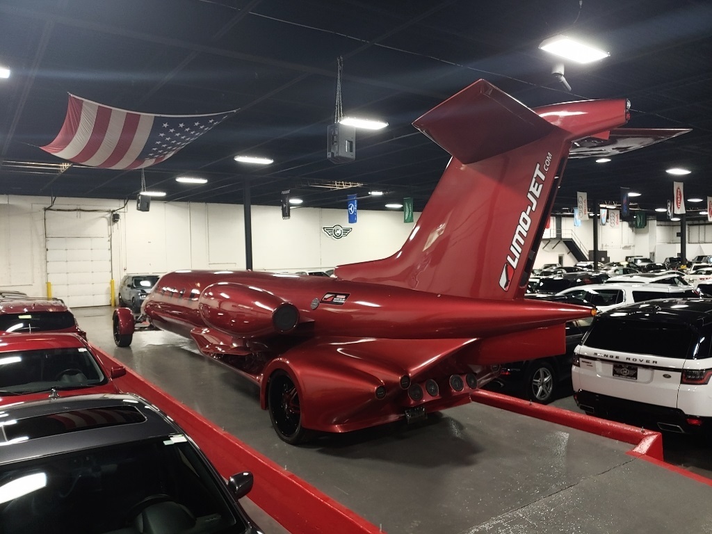A Mitsubishi Car Dealer In Chicago Is Selling A $3.79M Limo Jet | Carscoops