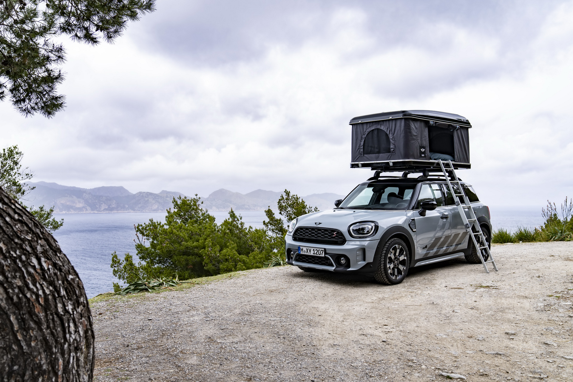 MINI Launches New Accessories For The Cooper S Countryman ALL4 | Carscoops