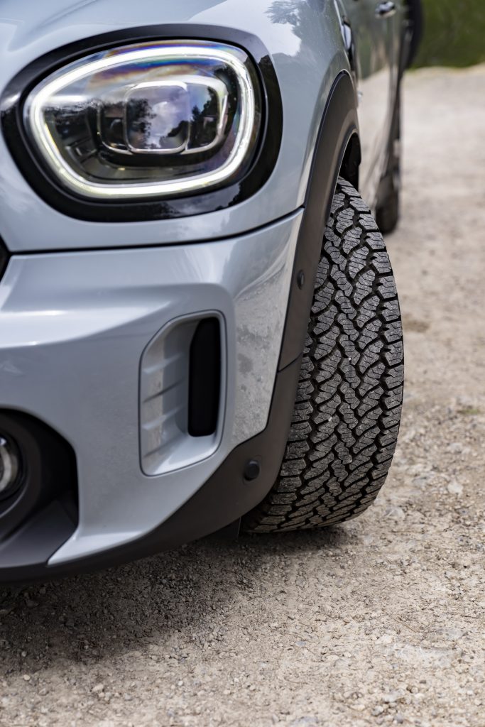 MINI Launches New Accessories For The Cooper S Countryman ALL4 | Carscoops