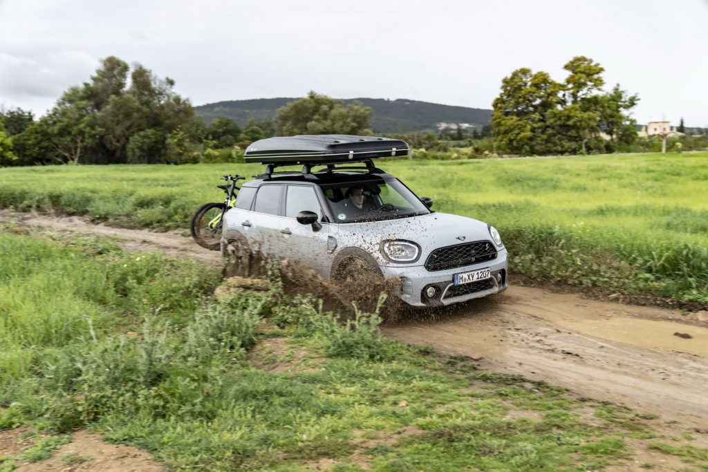 MINI Launches New Accessories For The Cooper S Countryman ALL4 | Carscoops