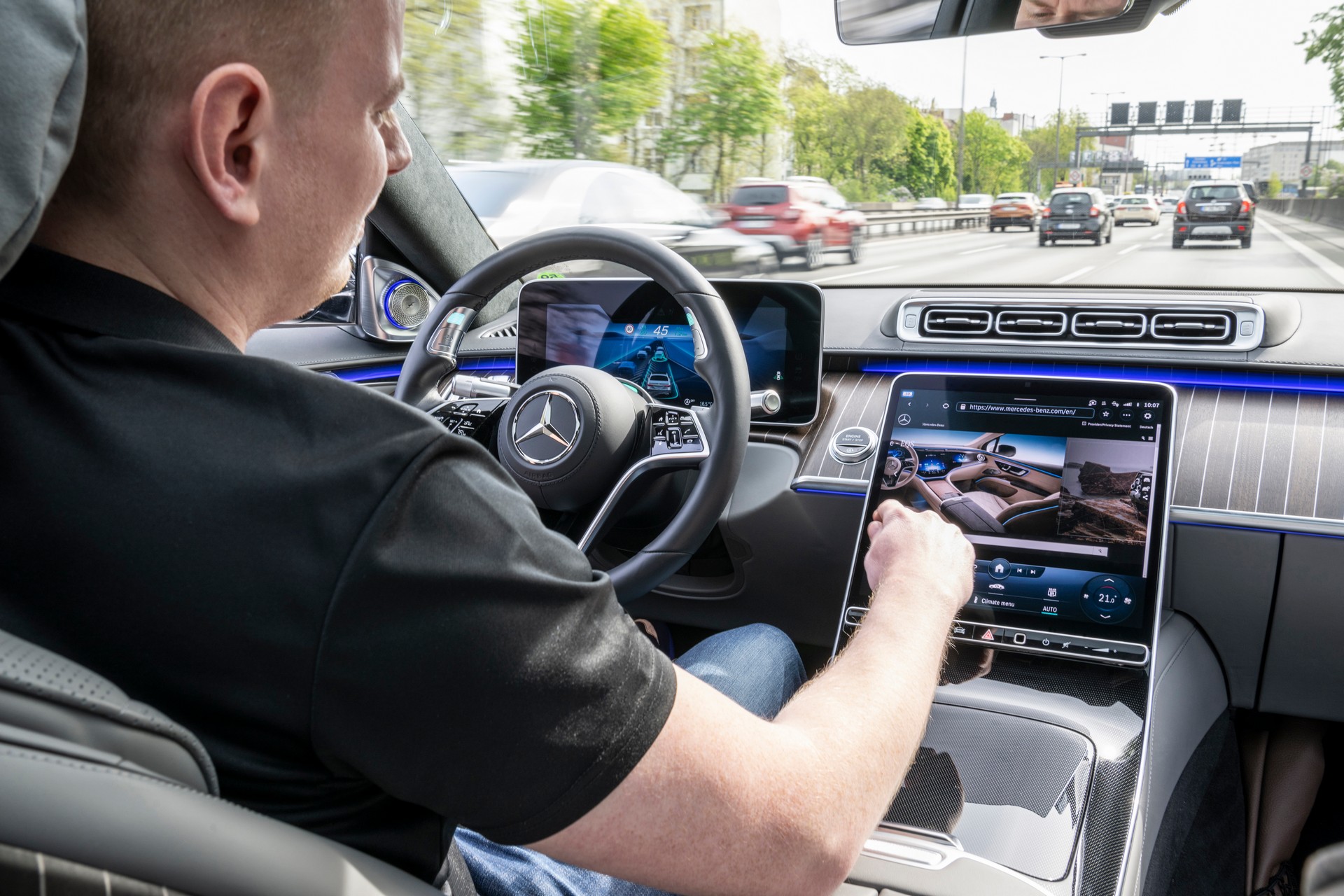 Mercedes EQS And S-Class Gain Level 3 Self-Driving Tech For A Little ...