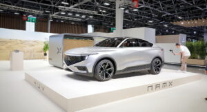 NAMX HUV Is A Pininfarina-Designed SUV With Swappable Hydrogen Bottles ...