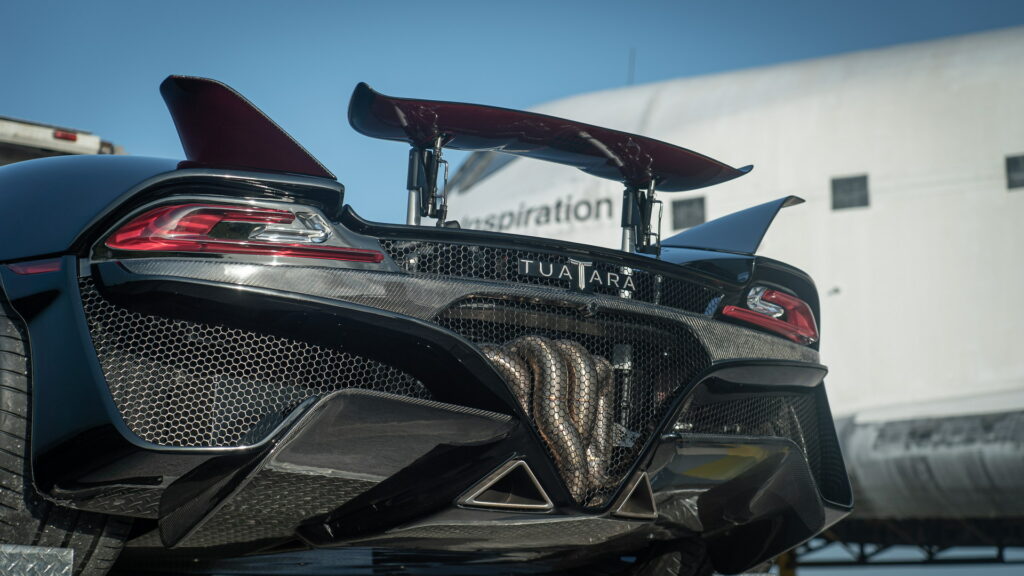 SSC Tuatara Hits 295 Mph In 2.3 Miles, Breaks Its Own Record | Carscoops