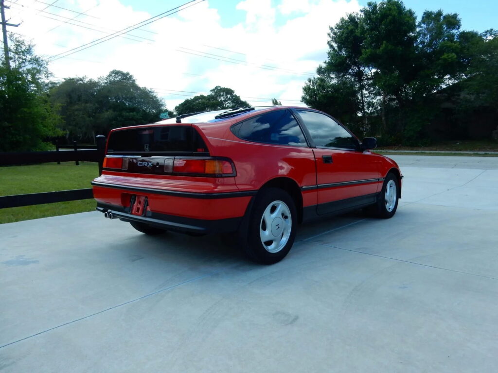 This 1990 Honda CRX Si With Only 12k Miles Sold For $40,000 | Carscoops