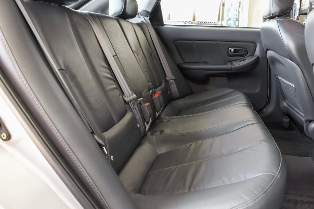 Someone Saved This 2003 Hyundai Elantra Like It Was A Priceless Classic ...