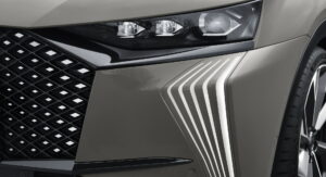 DS 7 Crossback Facelift Debuts With Trick LEDs And Up To 355 HP | Carscoops