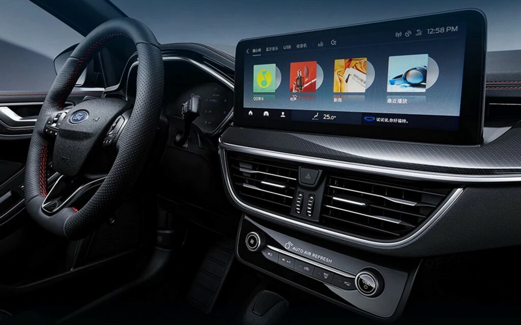 2022 Ford Focus Sedan Interior