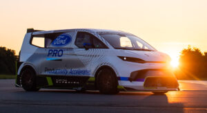 2,000-HP Ford Pro Electric SuperVan Concept Does 60 MPH In Less Than 2 ...