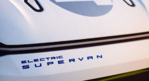 2,000-HP Ford Pro Electric SuperVan Concept Does 60 MPH In Less Than 2 ...