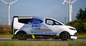 2,000-HP Ford Pro Electric SuperVan Concept Does 60 MPH In Less Than 2 ...