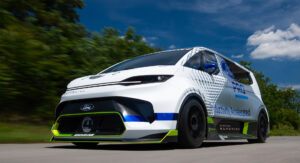 2,000-HP Ford Pro Electric SuperVan Concept Does 60 MPH In Less Than 2 ...