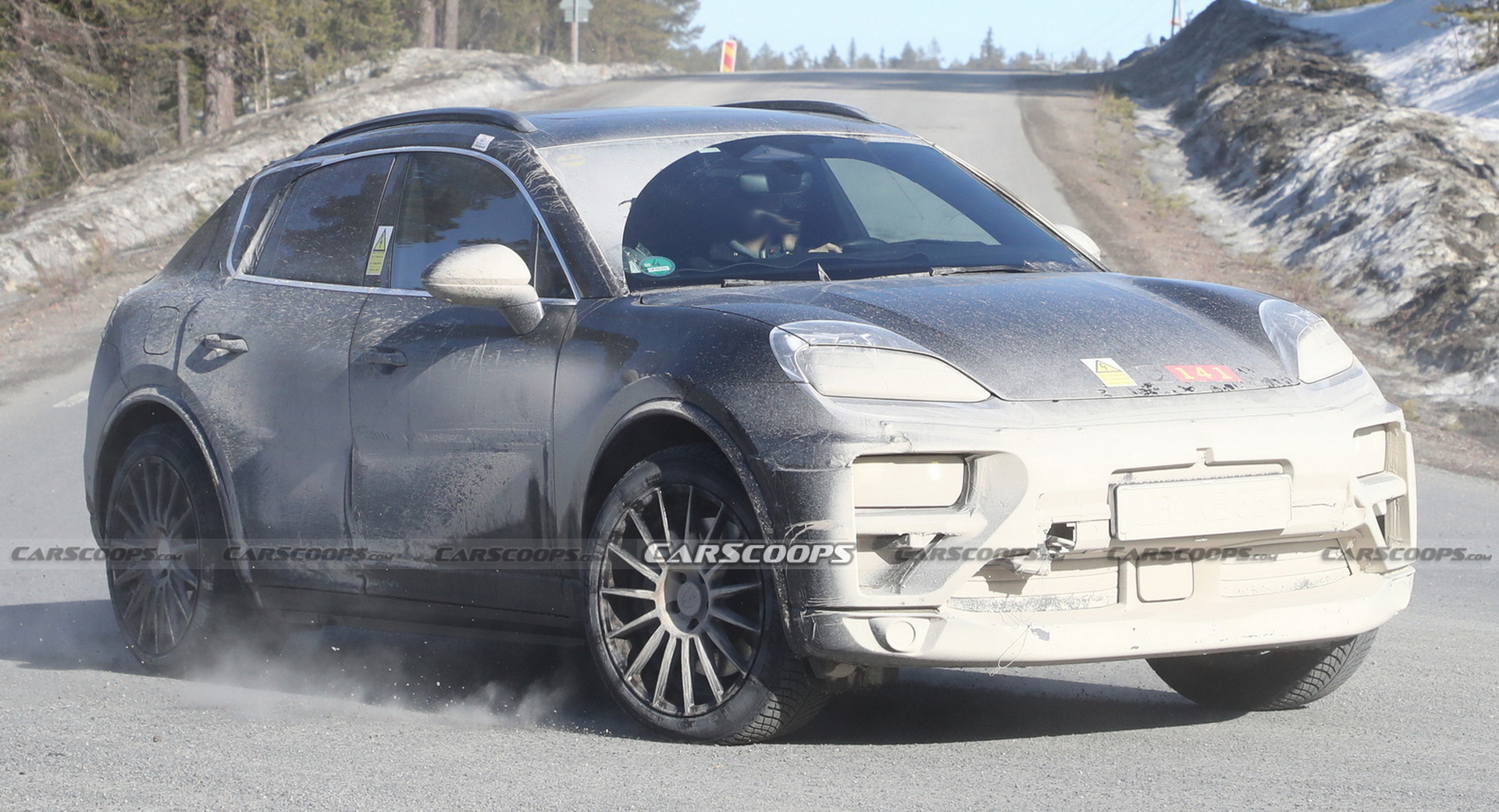 Get Your Best Look Yet At The 2023 Porsche Macan EV And Its Interior ...