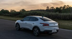 New Citroen C4 X Debuts In ICE And EV Versions As A Longer, More ...