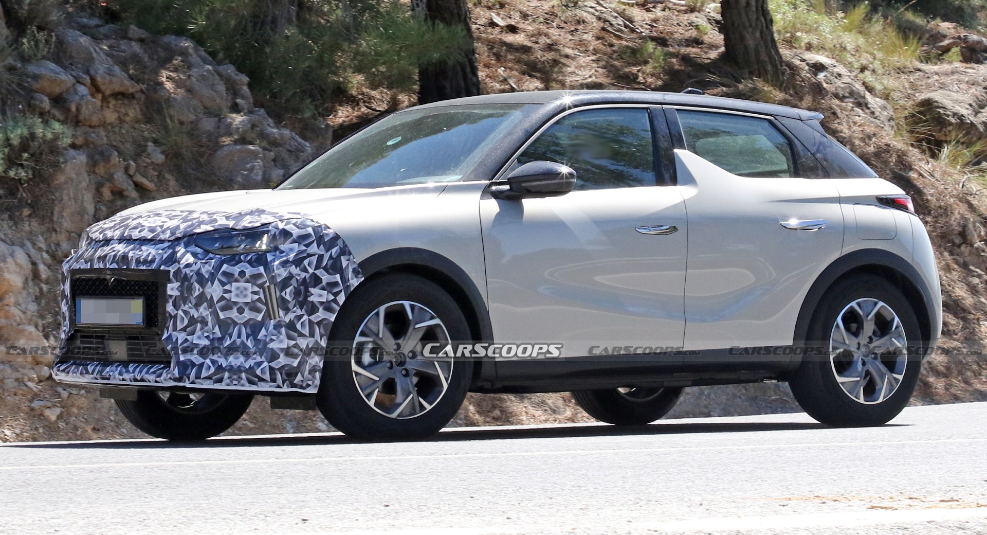 2023 DS 3 Crossback Facelift Spied, Will Keep Its Frog-Style Face ...