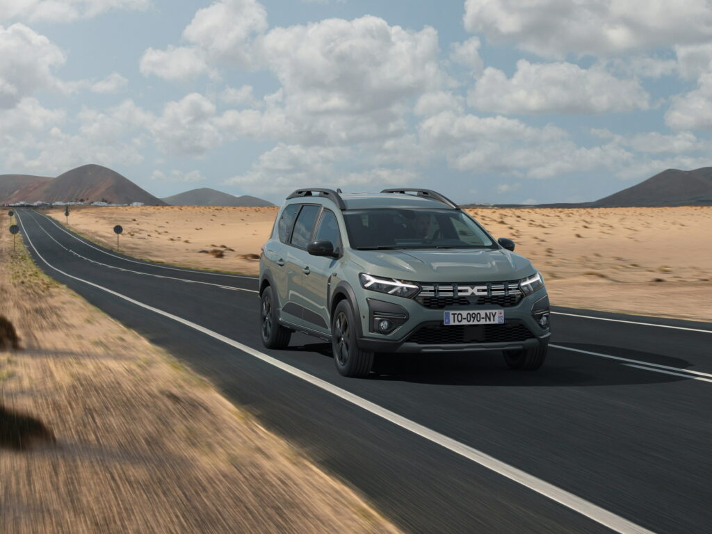 Dacia’s New Emblem And Visual Identity Applied In The Entire Lineup ...