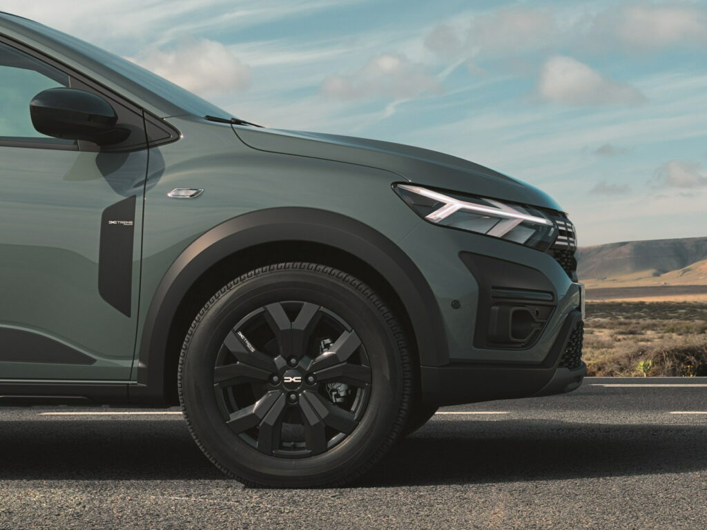 Dacia’s New Emblem And Visual Identity Applied In The Entire Lineup ...