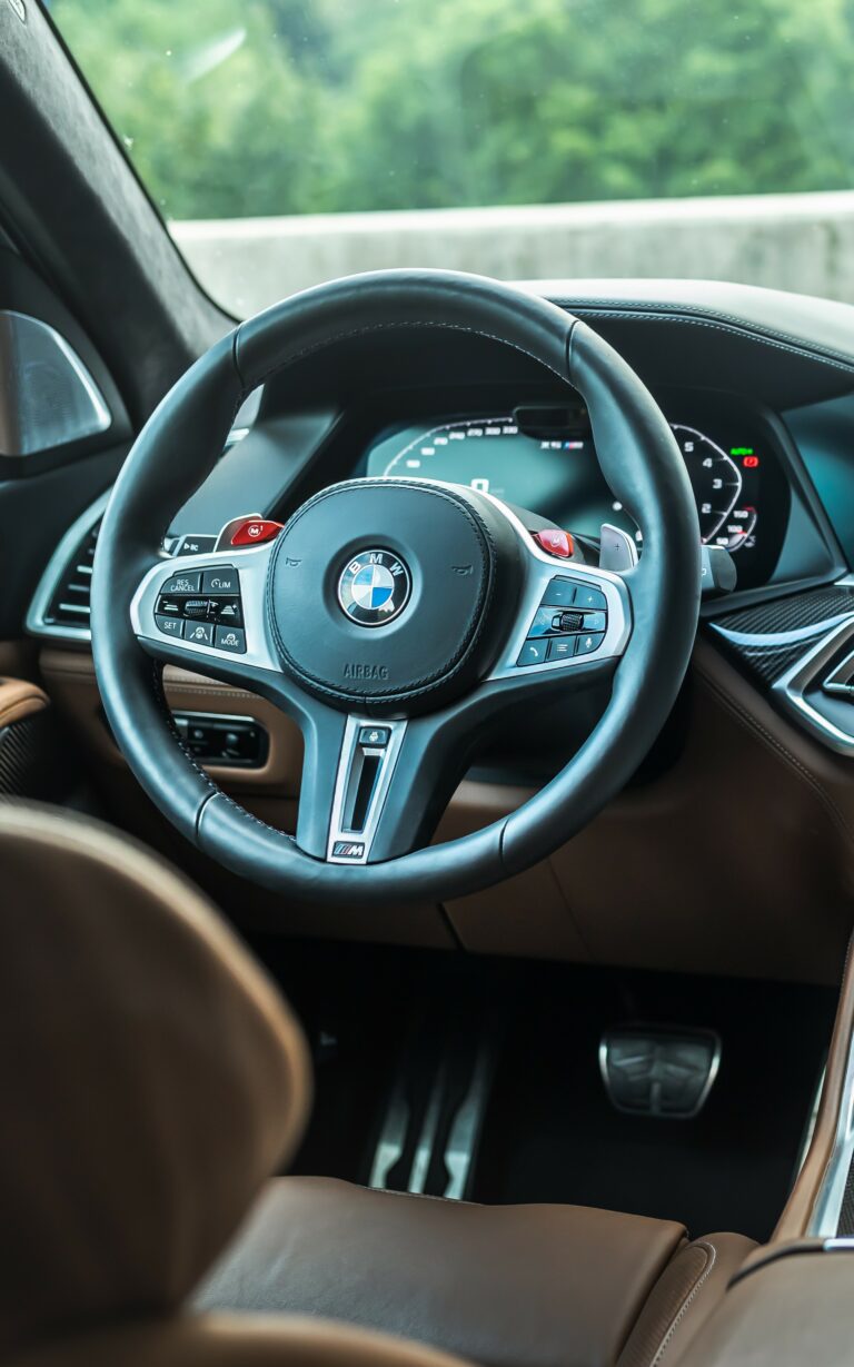 Manhart’s MHX5 700 Roars With 730 HP And Loads Of Carbon Fiber | Carscoops