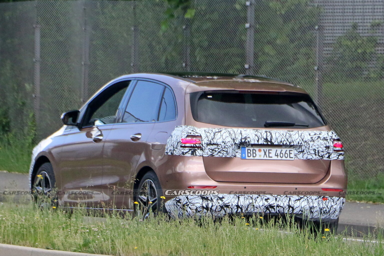 Mercedes B-Class Facelift Spied, Will Probably Be The Last Of Its Kind ...