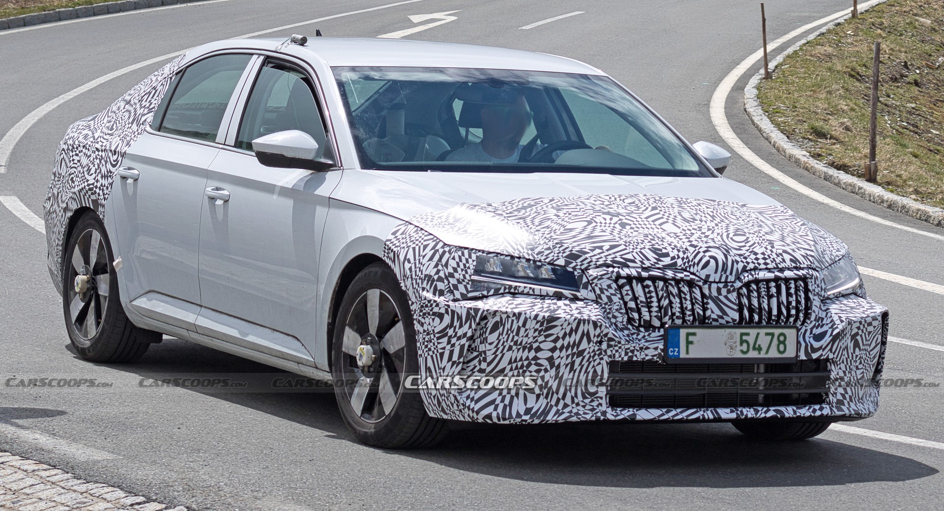 2022 New Skoda Superb Combi