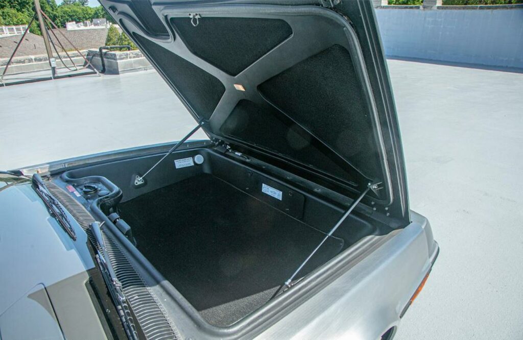 Back To 1985? This 569-Mile DeLorean Will Take You Back To ’81 | Carscoops