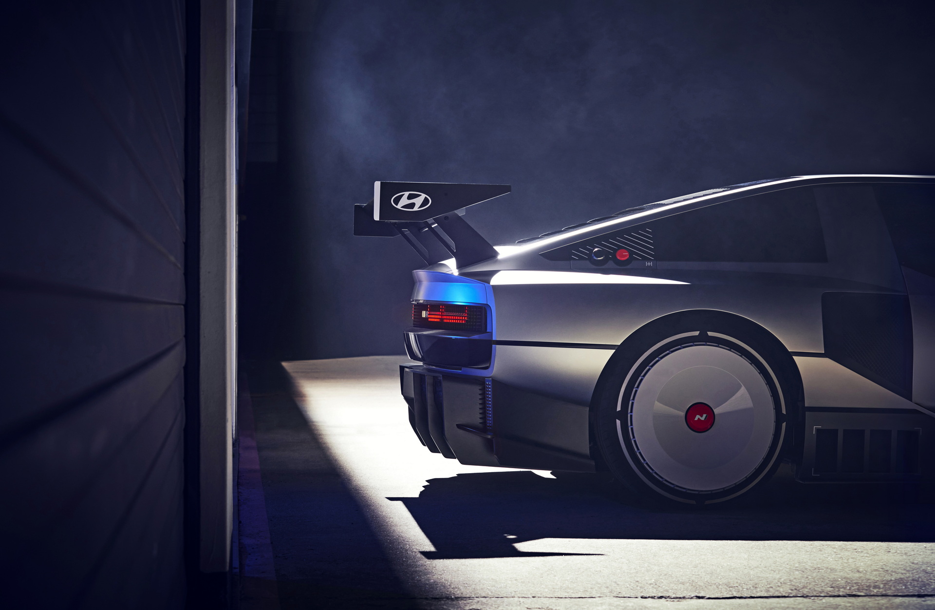 Hyundai N Vision 74 Is A Hydrogen Hybrid Sports Concept Inspired By ...