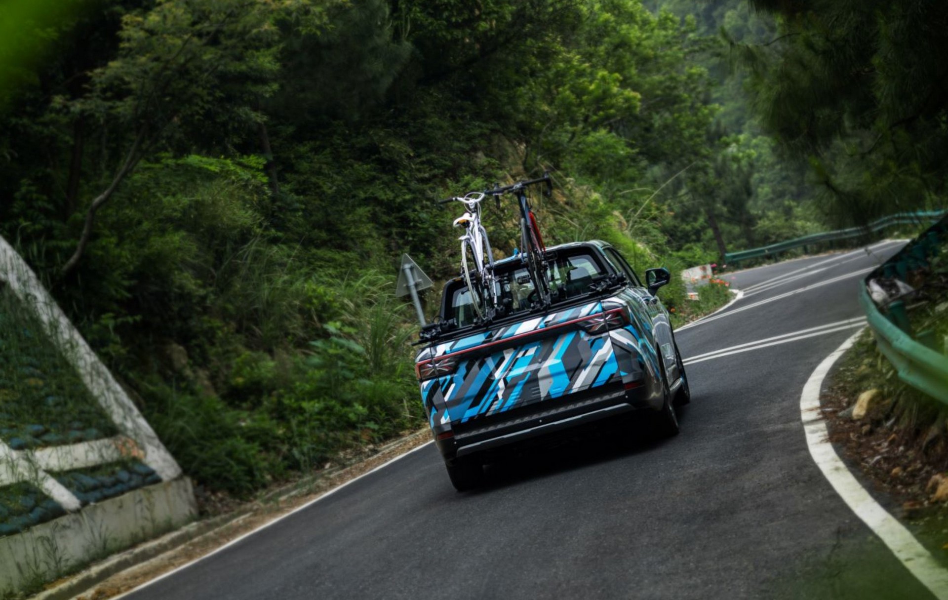 Geely Teases Electric RADAR Pickup, Will Reportedly Debut Later This ...