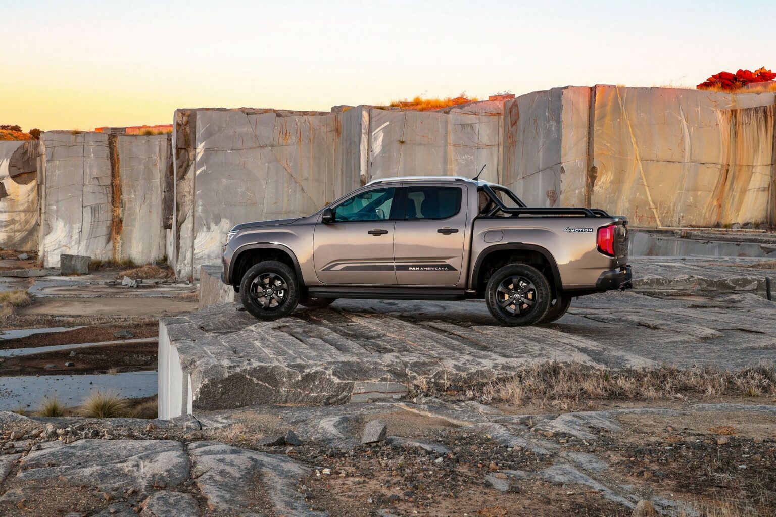 Bigger, Bolder 2023 Volkswagen Amarok Pickup Truck Has Up to 298 HP ...