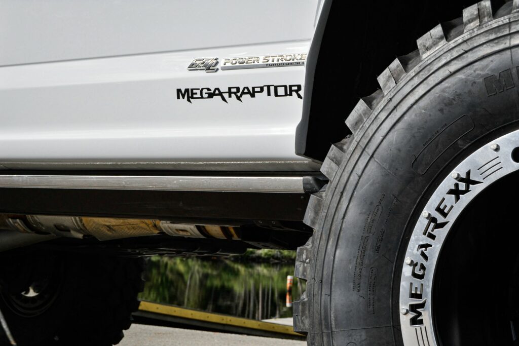 2022 Ford F-250 ‘MegaRaptor’ Is Part Daily Driver And Part Trophy Truck ...