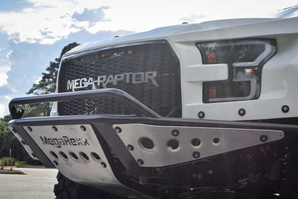 2022 Ford F-250 ‘MegaRaptor’ Is Part Daily Driver And Part Trophy Truck ...