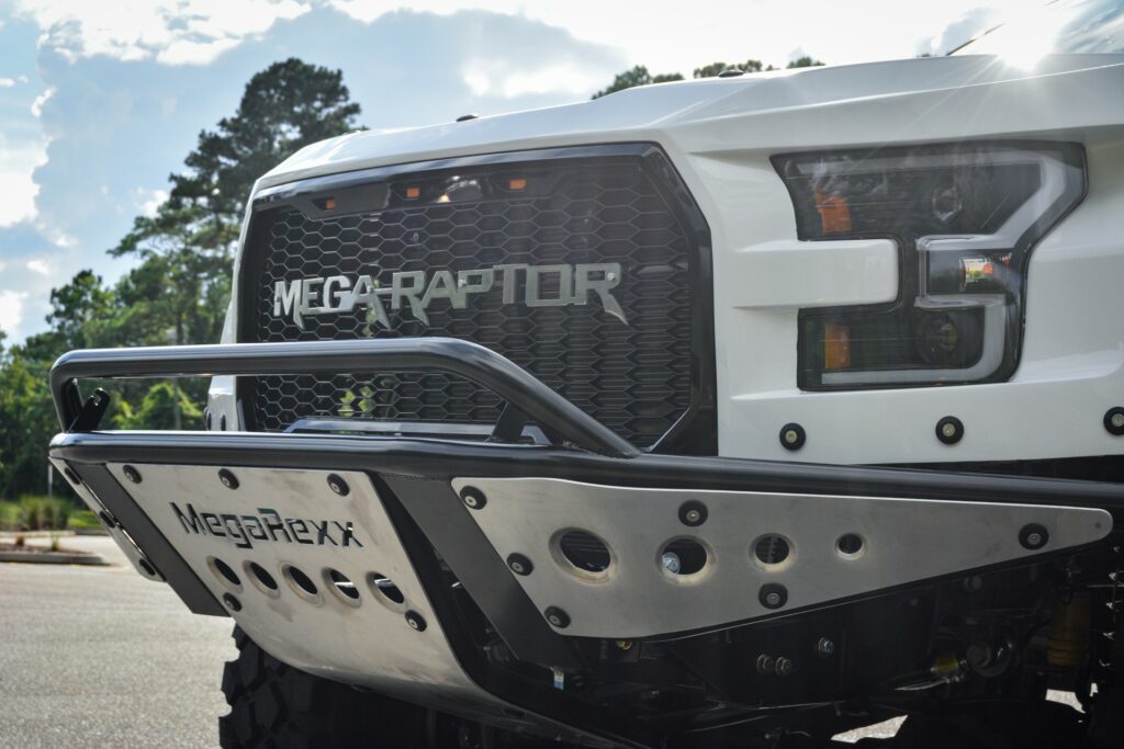 2022 Ford F-250 ‘MegaRaptor’ Is Part Daily Driver And Part Trophy Truck ...