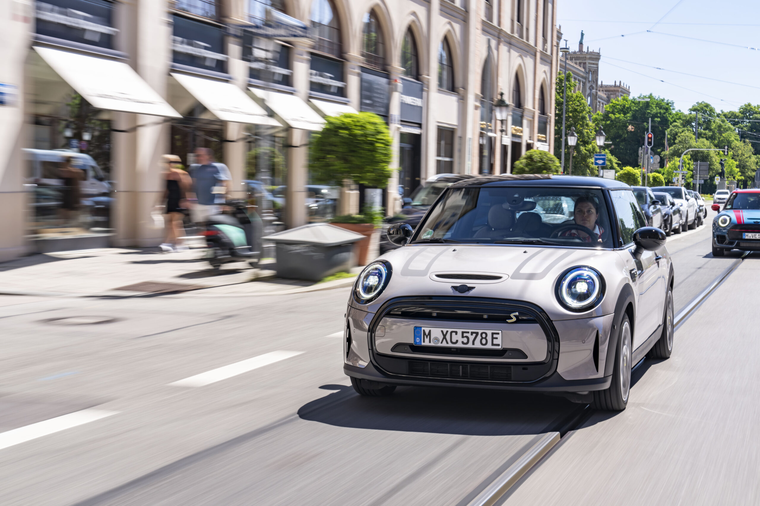 MINI Shows Specially Converted Cooper SE For People With Disabilities ...