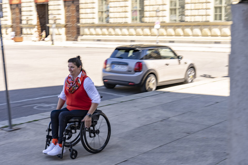 MINI Shows Specially Converted Cooper SE For People With Disabilities ...
