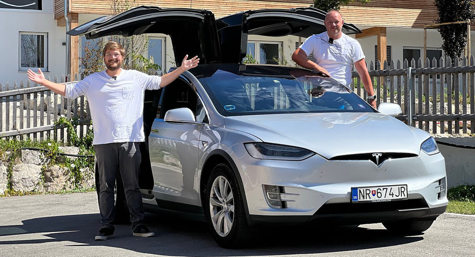 How Does A Tesla Model X Hold Up After 200,000 Miles? | Carscoops