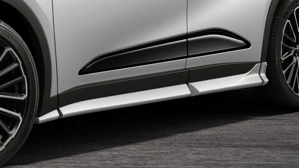 2023 Toyota Crown Gets More Aggressive Looks From GR Parts And ...