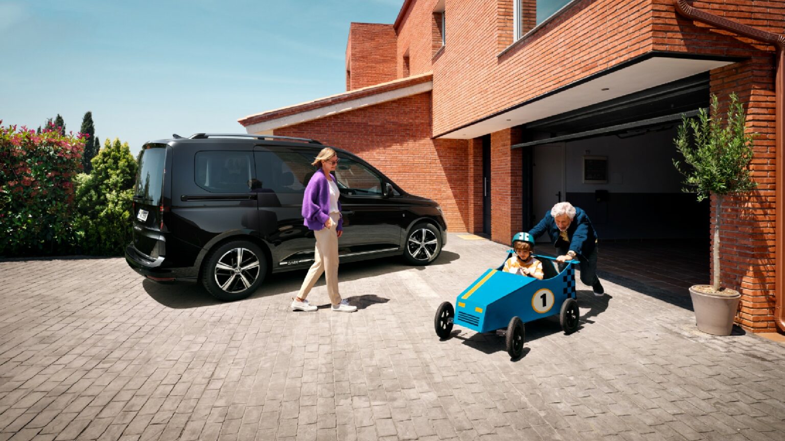VW Caddy Gains CNG-Powered TGI Variant, And Dark Label Special Edition ...
