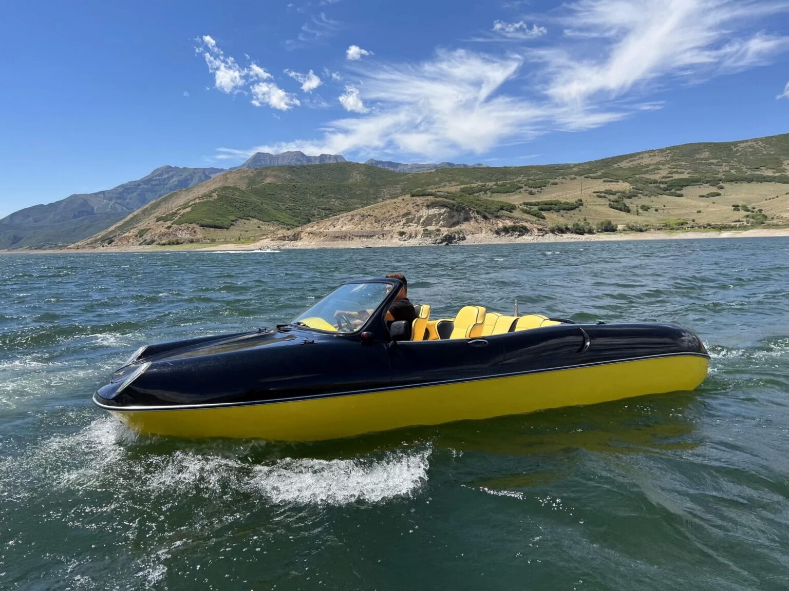 Wanna Buy A Boat That Kinda Looks Like A 1990s Porsche? | Carscoops