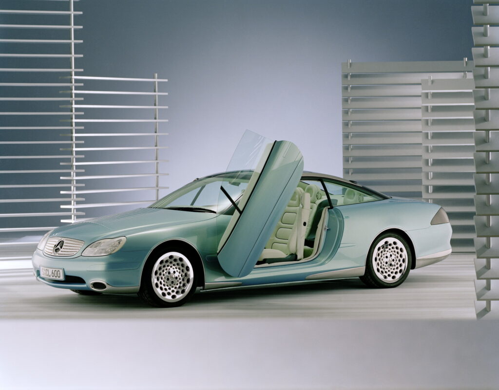 Watch The Joystick-Driven Mercedes F200 Concept In Action | Carscoops