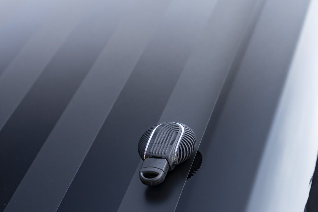 Mini Multitone Edition Brings Color Gradient To Roof Of Mini 3 Door, 5 ...