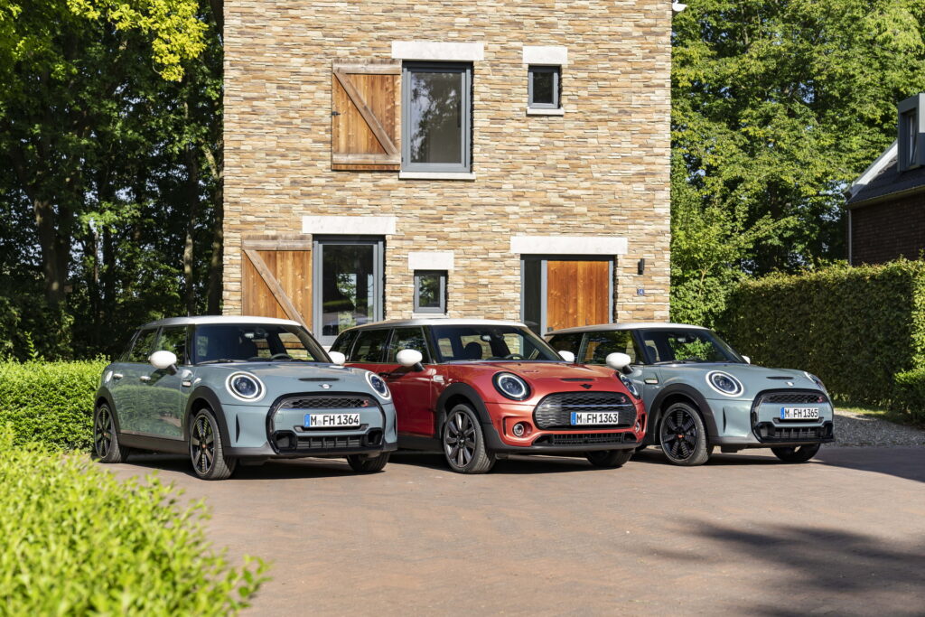 Mini Multitone Edition Brings Color Gradient To Roof Of Mini 3 Door, 5 ...