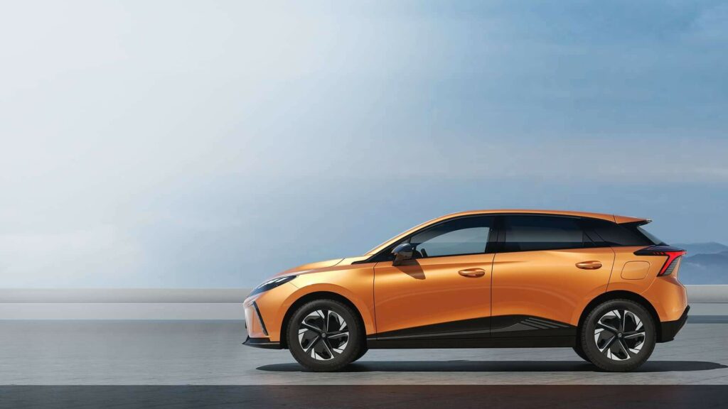 2023 MG4 EV Packs Up To 200 HP, Offers Up To 281 Miles Of Range, And ...