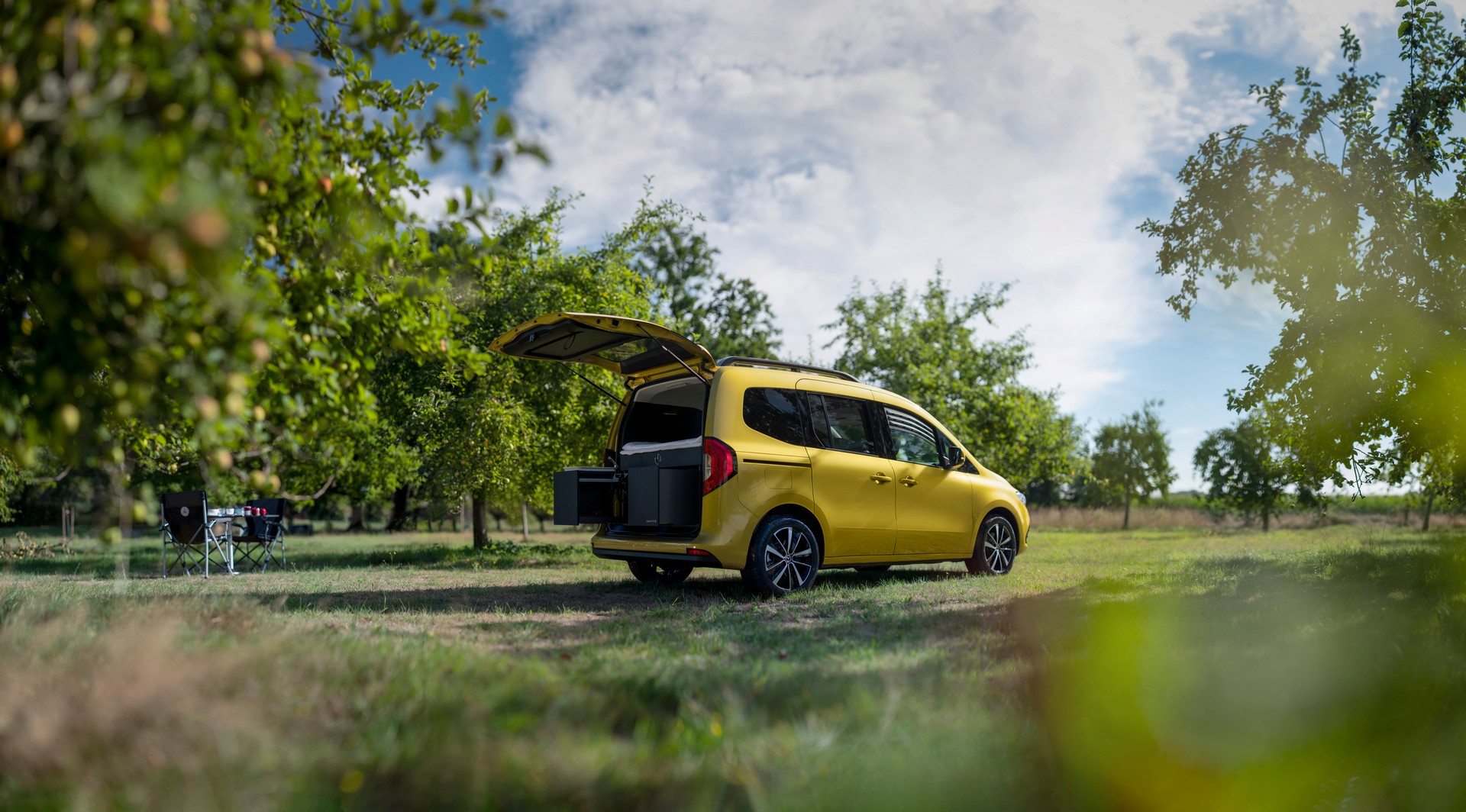Mercedes T‑Class Gets The Marco Polo Treatment Thanks To Some Help From ...