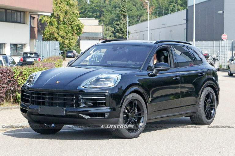 2024 Porsche Cayenne Unveils Its New Interior With Available Passenger ...