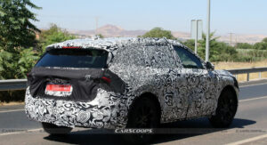 Ford Fusion Active Spied In Europe With Two Slightly Different Designs ...