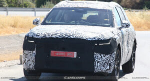 Ford Fusion Active Spied In Europe With Two Slightly Different Designs ...