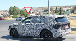 Ford Fusion Active Spied In Europe With Two Slightly Different Designs ...