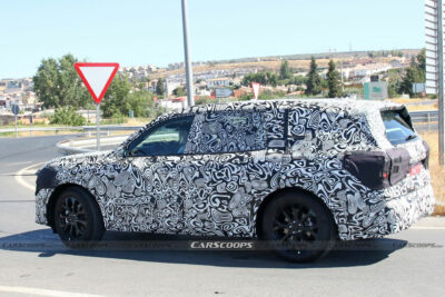 Ford Fusion Active Spied In Europe With Two Slightly Different Designs ...